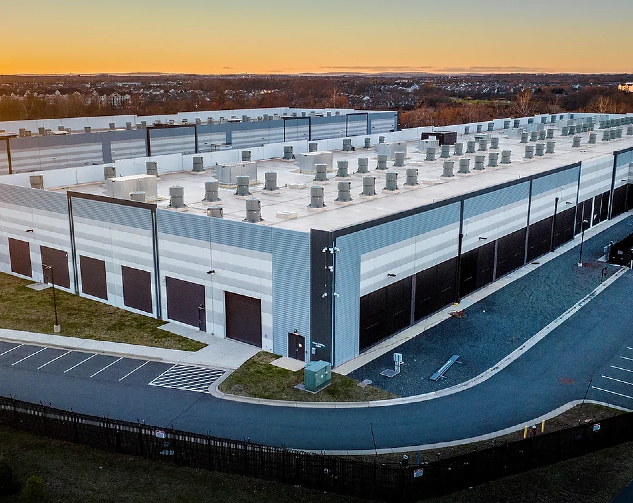 AWS Data Center – Build With Strength